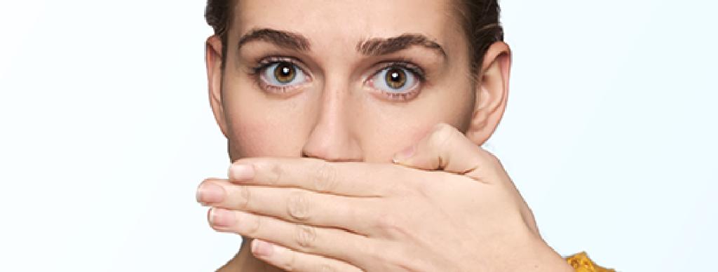 Halitosis o mal aliento: qué es, como detectarlo y que causas lo provocan